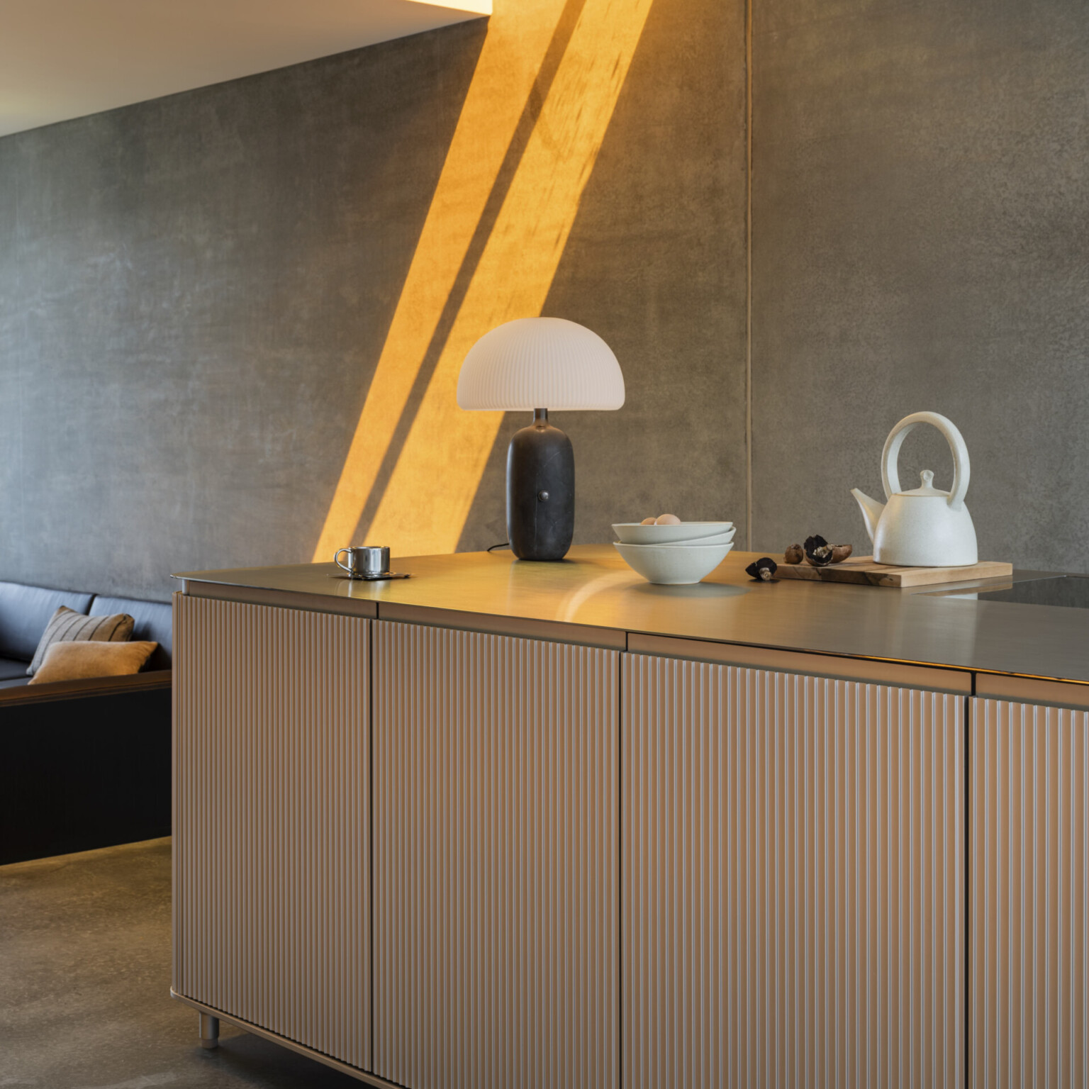 Vipp Tunnel – A striking and sustainable guesthouse set in Tasmania ...